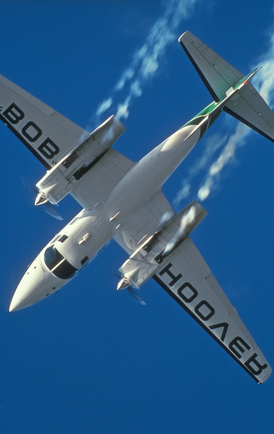 Bob Hoover and I share a secret : Air Facts Journal