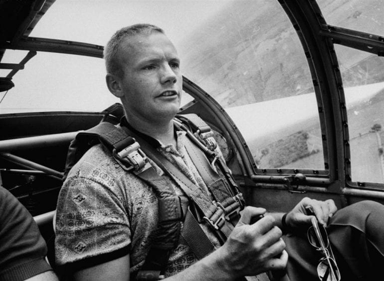Neil Armstrong was my co-pilot : Air Facts Journal